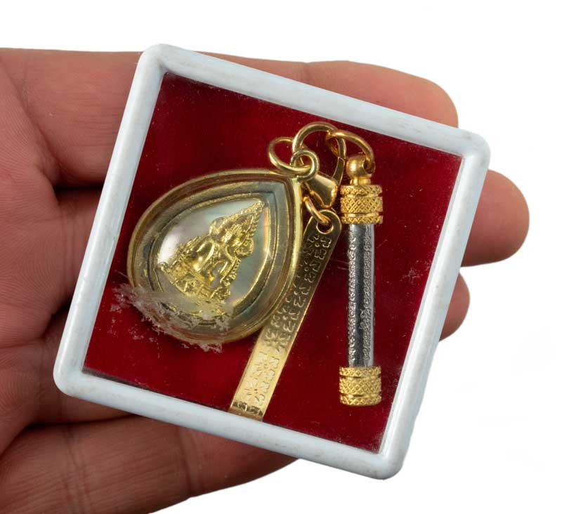 Amulettes Bouddha Chinnarat de Thaïlande - Décoration intérieure et ...