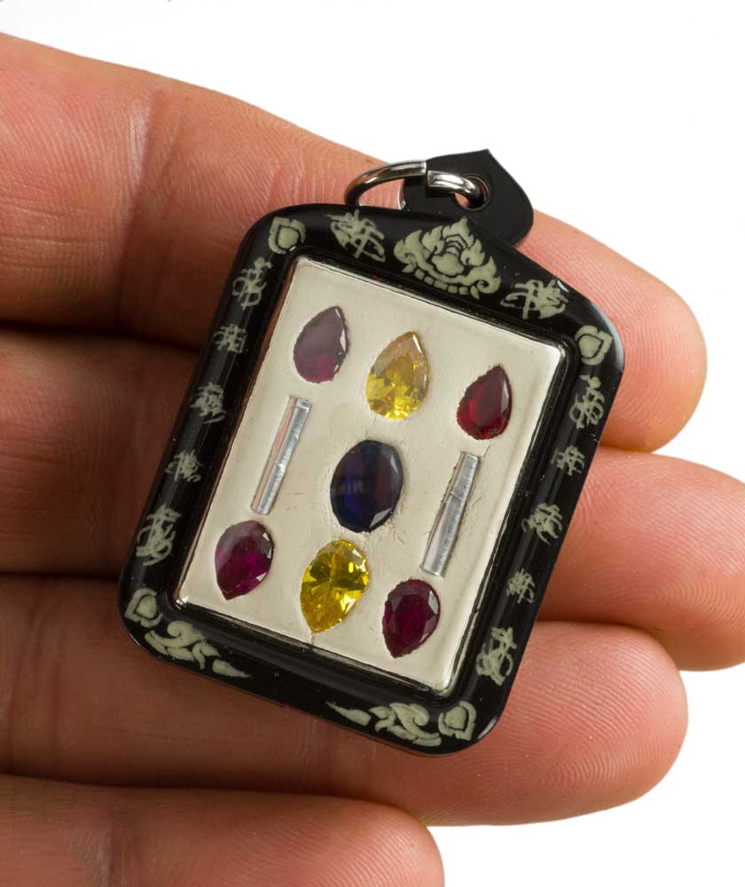 Roi des papillons - Amulette de Kruba Krissana Thai Phra Thep Jamlang ...