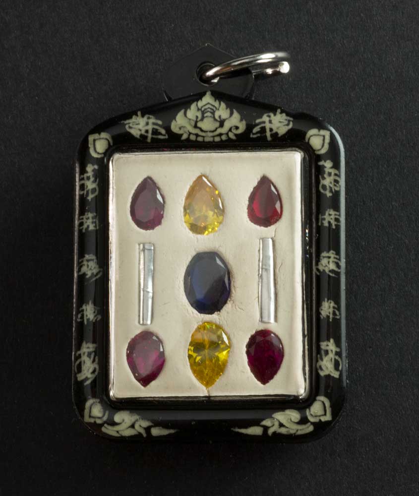 Roi des papillons - Amulette de Kruba Krissana Thai Phra Thep Jamlang ...