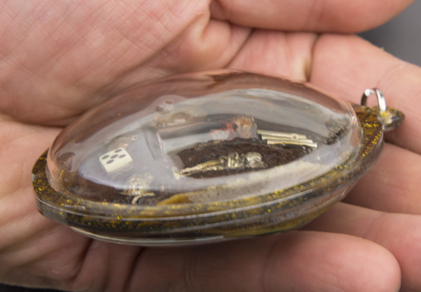 Amulette Thaï Panneng Nang Tanee Banana spirit Richesse Amour Charme ...