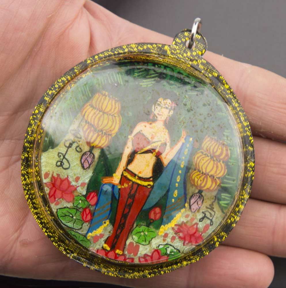 Amulette Thaï Panneng Nang Tanee Banana Richesse Charme Casino Amour 1250