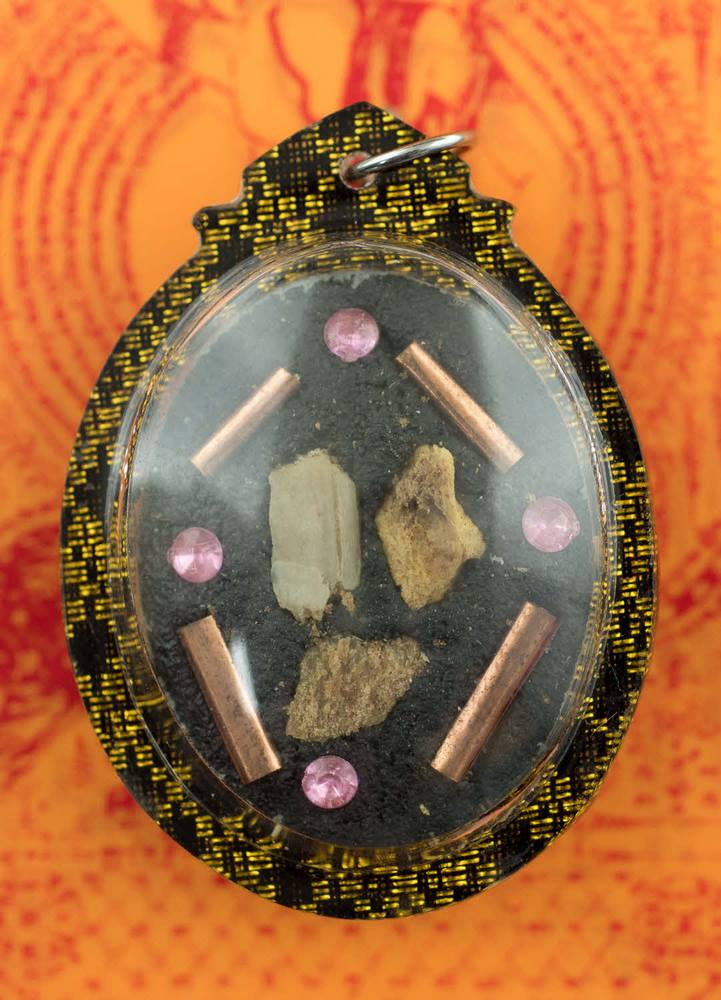 Amulette Thai erotique Inkoo Ngang Vaudou Talisman locket Amour Chance Sexe